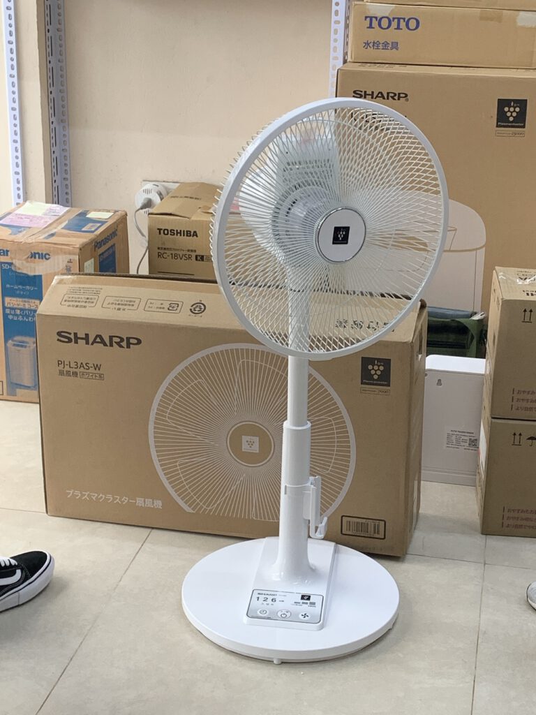 Quạt Sharp PJ-L3AS cao 84cm có phát ion Plasma khi hoạt động - Japan Shop